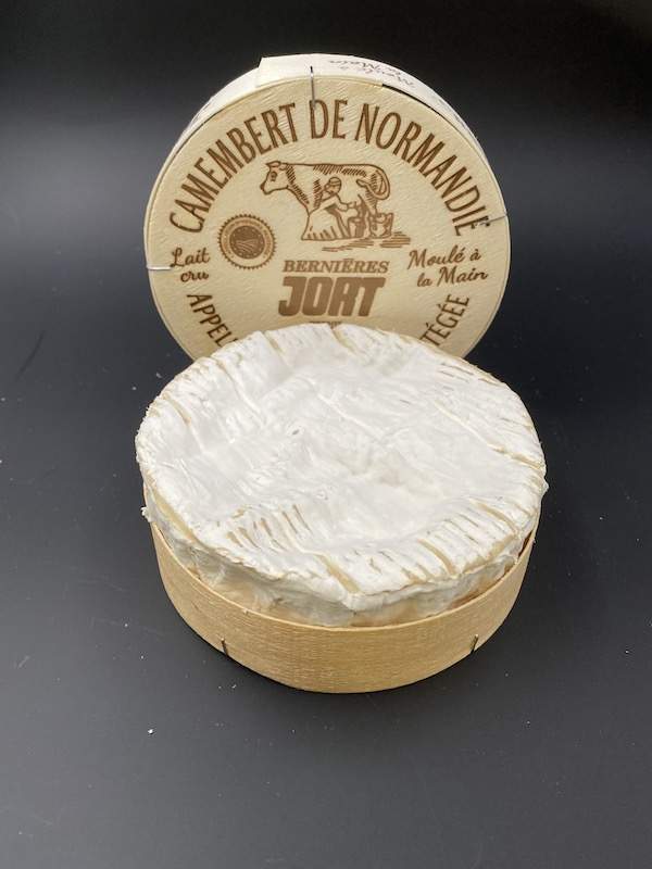 Camembert de Normandie AOP – Fromagers du Mont Royal – Dominique Bouchait